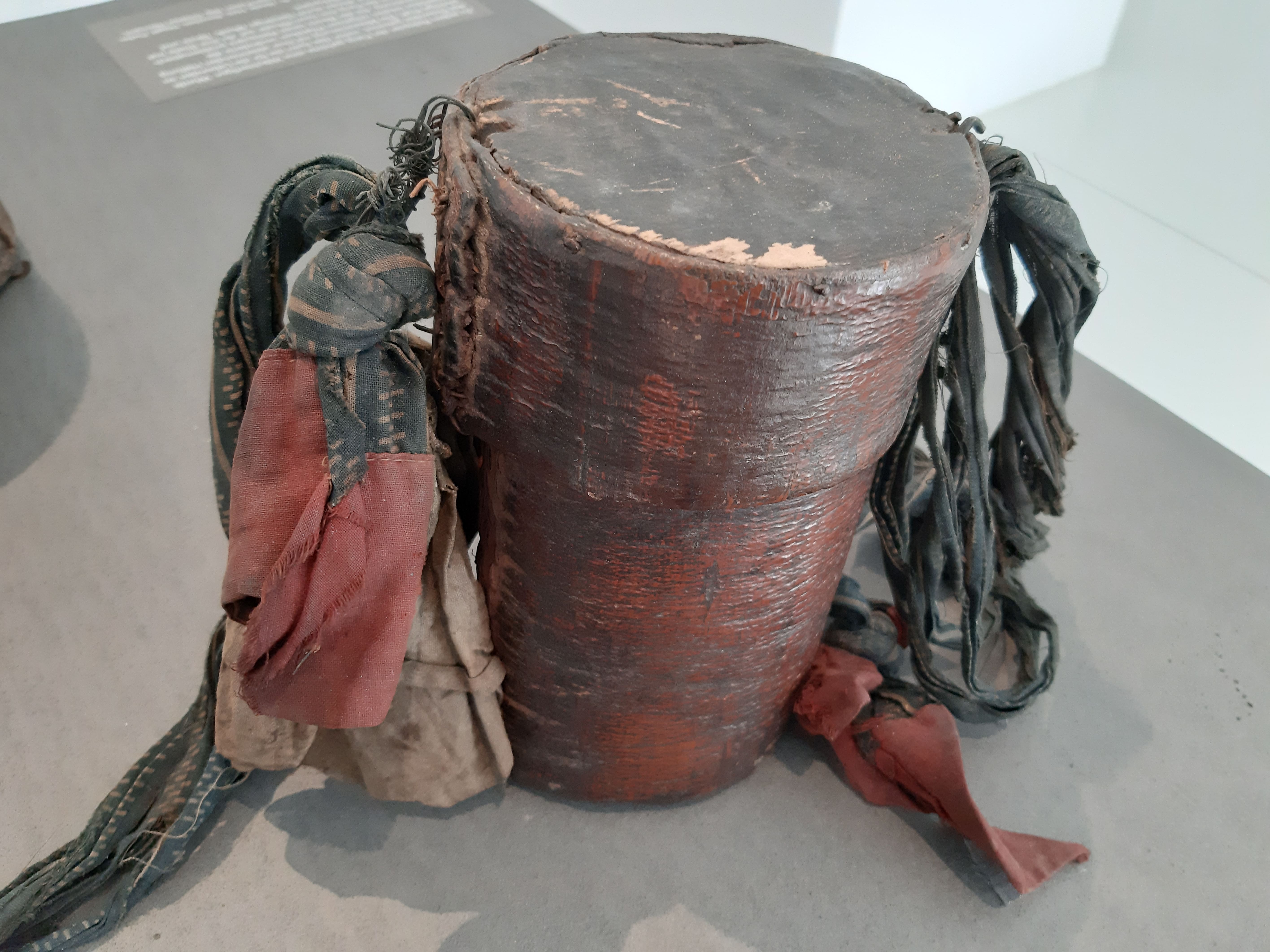 Museum der Kulturen | Dank Banane sicher reisen